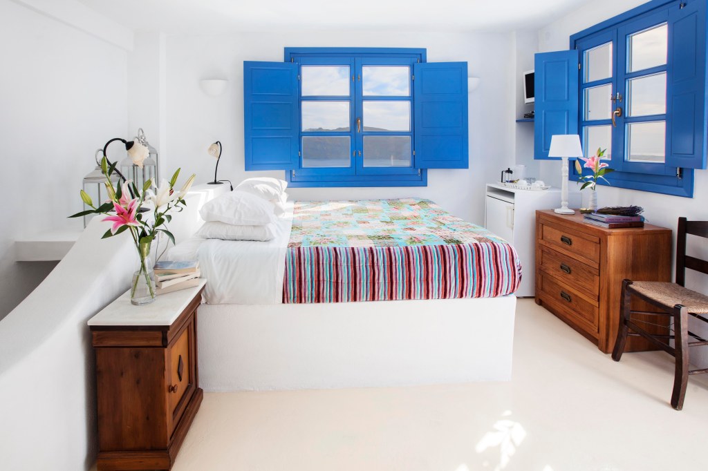 November Q&A: The hotelier – Letters from Athens